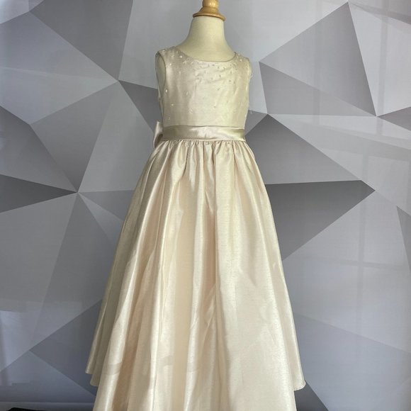 Allegro Designs | Dresses | Allegro Designs Store Display Missing Some ...